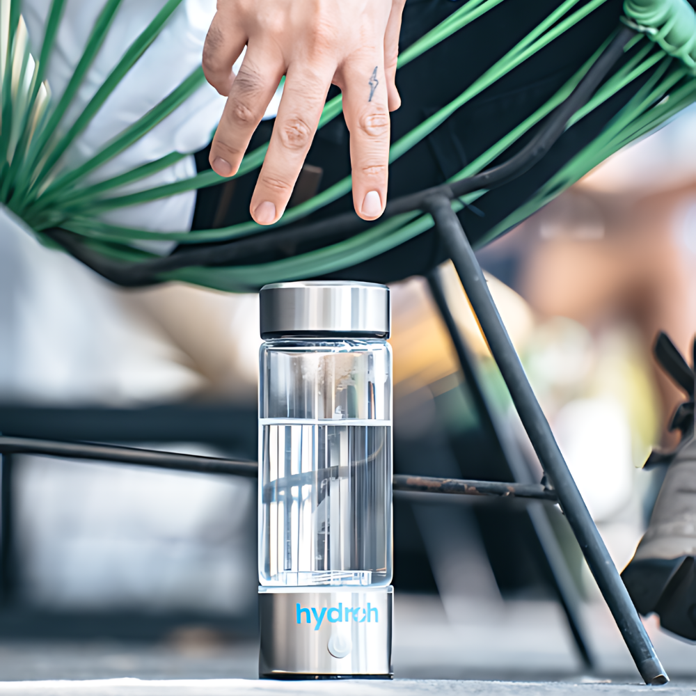Hydroh Bottle: Elevate Hydration, Transform Health! 🌊🍃